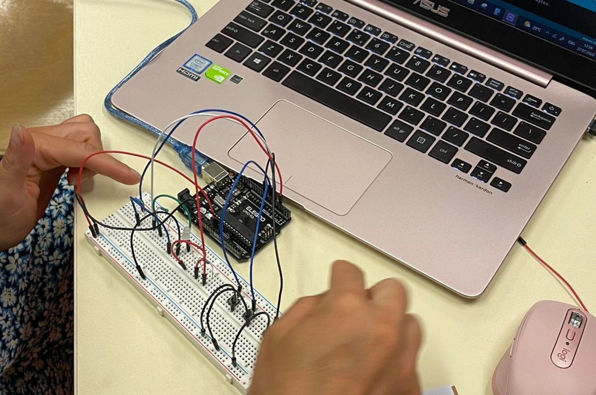 Getting Started With Arduino Simple Code Examples For Beginners Cse Jnu Blog